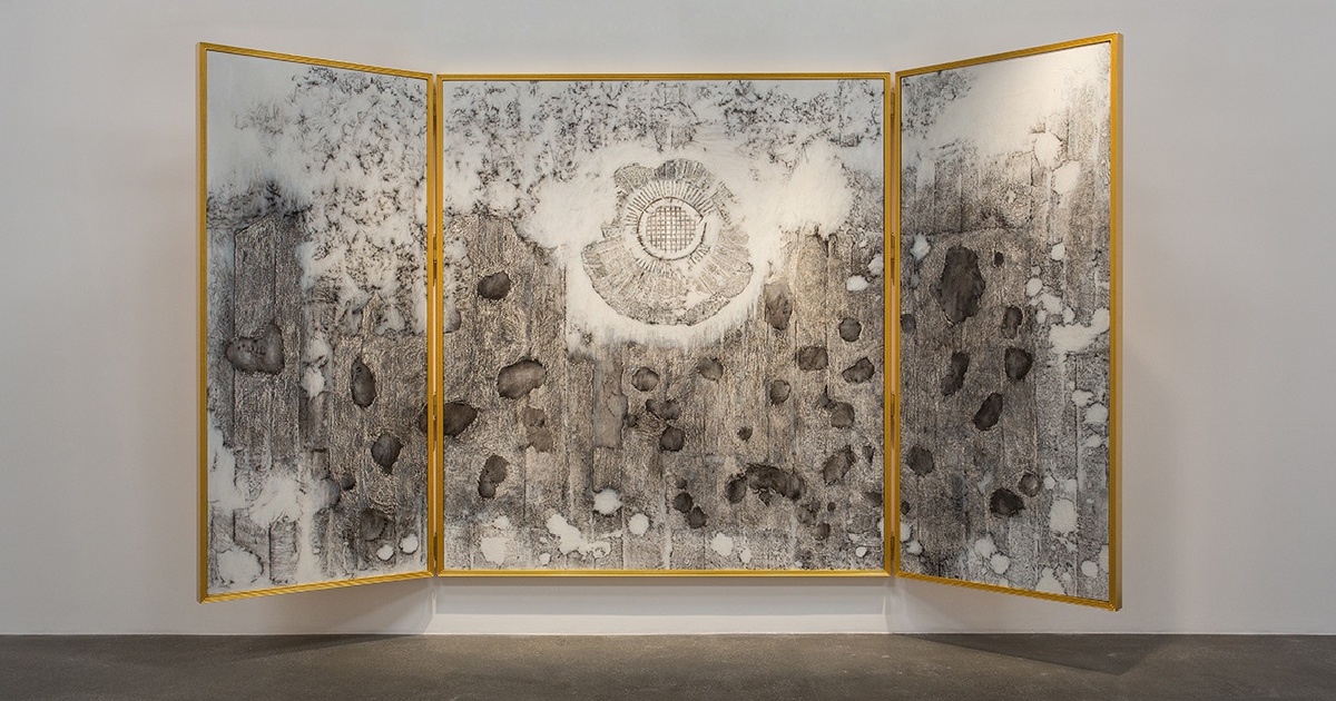 Review - Nadia Kaabi-Linke, 'Walk the Line' at Dallas Contemporary ...